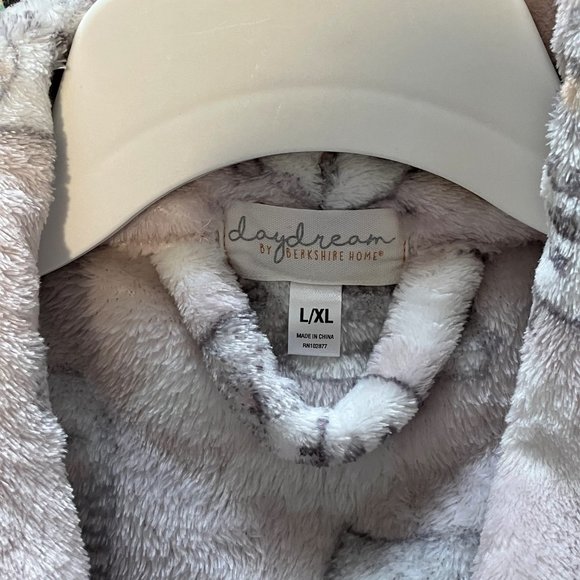 Daydream By Berkshire Home | Intimates & Sleepwear | Owl Robe Daydream ...
